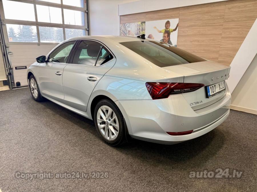 Pelēks Skoda Octavia 2021 Rakvere, ar dzinēja tilpumu 1.00 L un nobraukumu 64 tūkst. km par 15200 €, foto 2 vietnē AUTOMOTO.COM.LV