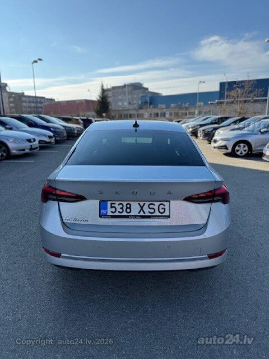 Grey Skoda Octavia 2021 in Tallinn, with an engine capacity of 2.00 L and mileage of 100 thousand km for 14000 €, photo 4 on AUTOMOTO.COM.LV