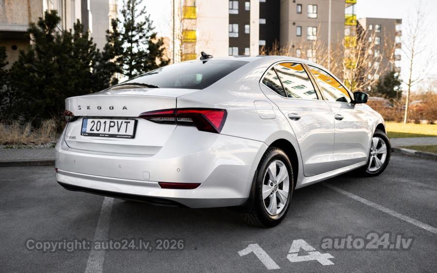 Pelēks Skoda Octavia 2021 Tallina, ar dzinēja tilpumu 2.00 L un nobraukumu 119 tūkst. km par 15490 €, foto 6 vietnē AUTOMOTO.COM.LV