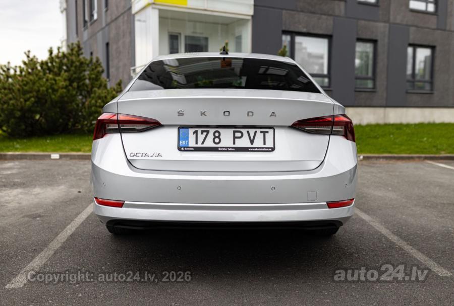 Grey Skoda Octavia 2021 in Tallinn, with an engine capacity of 2.00 L and mileage of 153 thousand km for 14690 €, photo 4 on AUTOMOTO.COM.LV