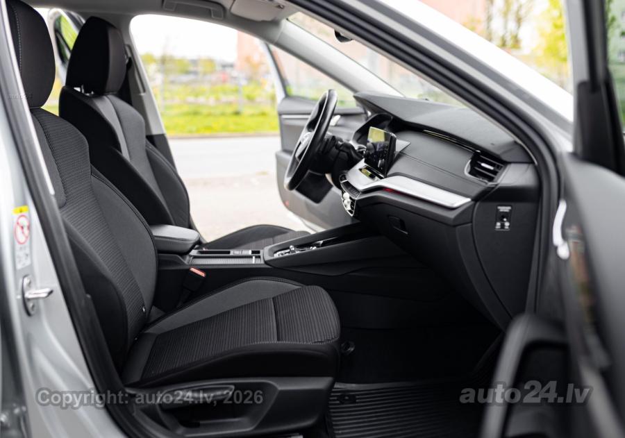Grey Skoda Octavia 2021 in Tallinn, with an engine capacity of 2.00 L and mileage of 153 thousand km for 14690 €, photo 12 on AUTOMOTO.COM.LV