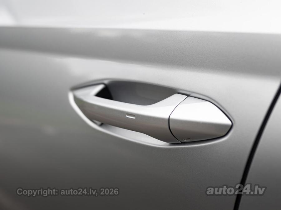Grey Skoda Octavia 2021 in Tallinn, with an engine capacity of 2.00 L and mileage of 153 thousand km for 14690 €, photo 26 on AUTOMOTO.COM.LV
