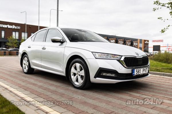Pelēks Skoda Octavia 2021 Tallina, ar dzinēja tilpumu 2.00 L un nobraukumu 102 tūkst. km par 16490 €, foto 3 vietnē AUTOMOTO.COM.LV