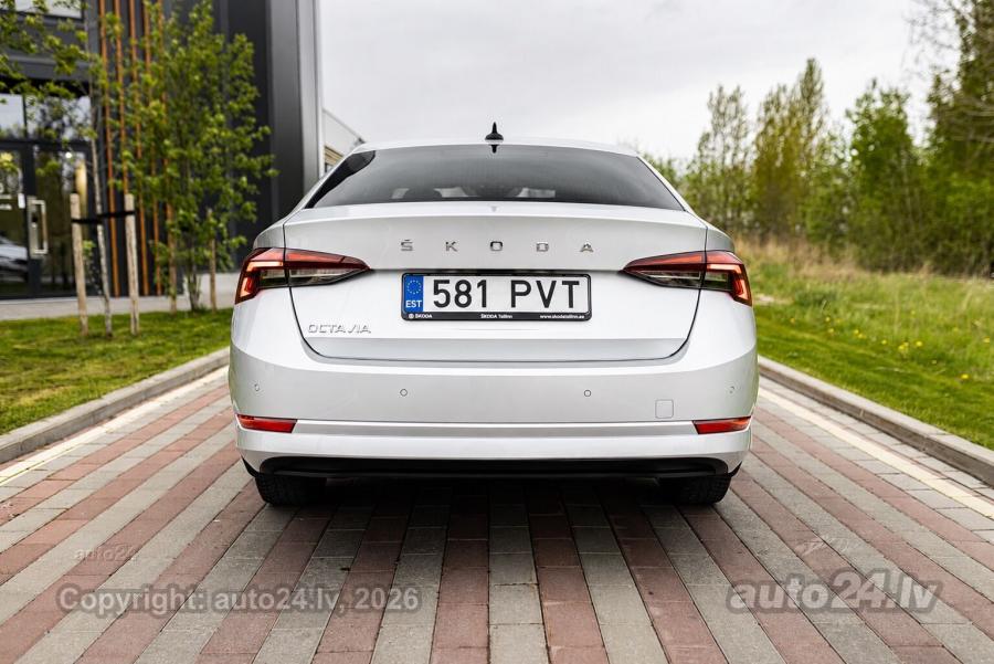 Grey Skoda Octavia 2021 in Tallinn, with an engine capacity of 2.00 L and mileage of 102 thousand km for 16490 €, photo 7 on AUTOMOTO.COM.LV