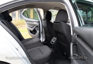 Grey Skoda Octavia 2021 in Tallinn, with an engine capacity of 2.00 L and mileage of 102 thousand km for 16490 €, photo 13 on AUTOMOTO.COM.LV