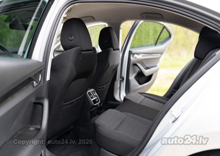Grey Skoda Octavia 2021 in Tallinn, with an engine capacity of 2.00 L and mileage of 102 thousand km for 16490 €, photo 14 on AUTOMOTO.COM.LV