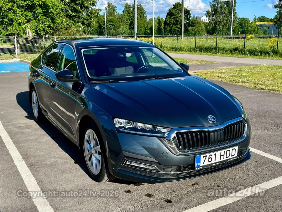 Grey Skoda Octavia 2021 in Tallinn, with an engine capacity of 2.00 L and mileage of 119 thousand km for 18990 €, photo 1 on AUTOMOTO.COM.LV