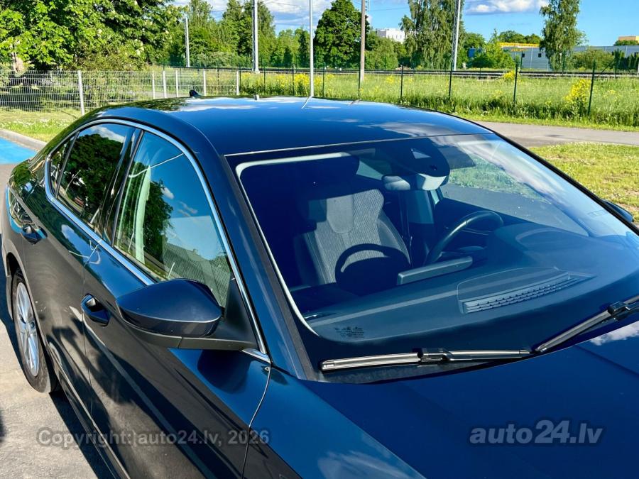 Grey Skoda Octavia 2021 in Tallinn, with an engine capacity of 2.00 L and mileage of 119 thousand km for 18990 €, photo 7 on AUTOMOTO.COM.LV