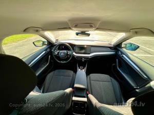 Grey Skoda Octavia 2021 in Tallinn, with an engine capacity of 2.00 L and mileage of 119 thousand km for 18990 €, photo 14 on AUTOMOTO.COM.LV
