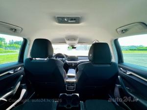 Grey Skoda Octavia 2021 in Tallinn, with an engine capacity of 2.00 L and mileage of 119 thousand km for 18990 €, photo 16 on AUTOMOTO.COM.LV