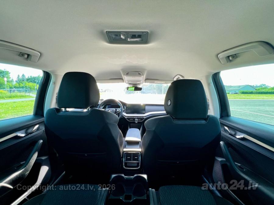Grey Skoda Octavia 2021 in Tallinn, with an engine capacity of 2.00 L and mileage of 119 thousand km for 18990 €, photo 16 on AUTOMOTO.COM.LV
