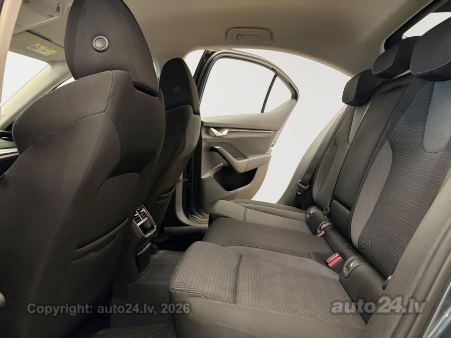 Grey Skoda Octavia 2021 in Tallinn, with an engine capacity of 2.00 L and mileage of 198 thousand km for 13900 €, photo 7 on AUTOMOTO.COM.LV