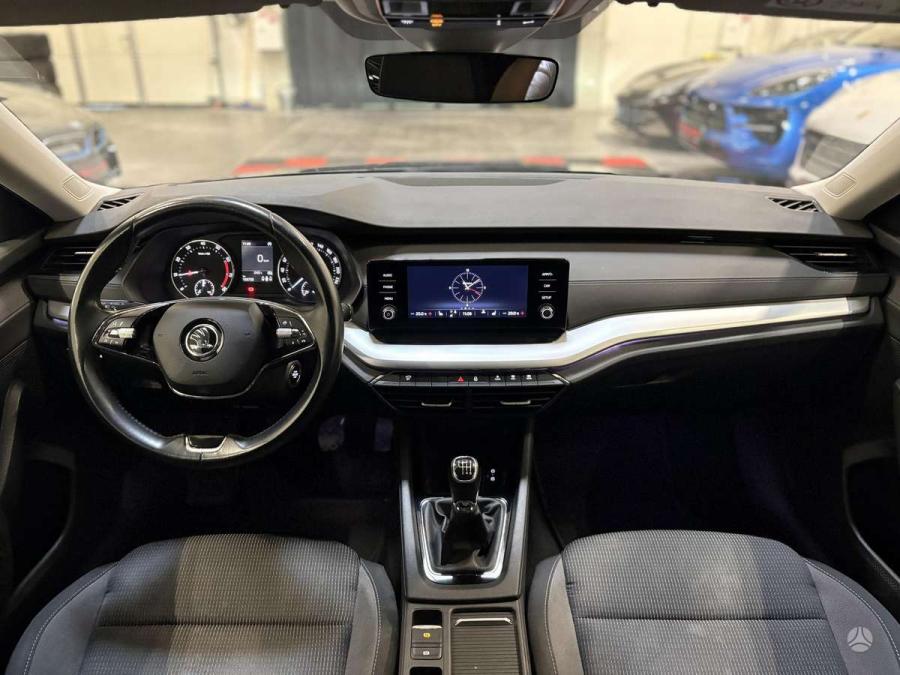 Pelēks Skoda Octavia 2021 Viļņa, ar dzinēja tilpumu 1.00 L un nobraukumu 106 tūkst. km par 12490 €, foto 18 vietnē AUTOMOTO.COM.LV