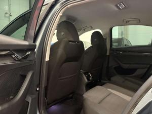 Pelēks Skoda Octavia 2021 Viļņa, ar dzinēja tilpumu 1.00 L un nobraukumu 106 tūkst. km par 12490 €, foto 28 vietnē AUTOMOTO.COM.LV
