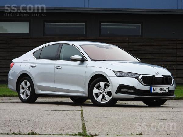 Pelēks Skoda Octavia 2021 Rīga, ar dzinēja tilpumu 1.00 L un nobraukumu 185 tūkst. km par 13990 €, foto 3 vietnē AUTOMOTO.COM.LV