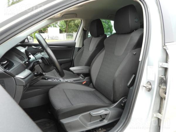 Pelēks Skoda Octavia 2021 Rīga, ar dzinēja tilpumu 1.00 L un nobraukumu 185 tūkst. km par 13990 €, foto 9 vietnē AUTOMOTO.COM.LV