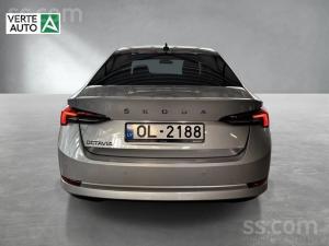 Серый Шкода Октавия 2021 в Рига, объемом двигателя 2.00 л и пробегом 103 тыс. км за 16590 €, фото 6 на AUTOMOTO.COM.LV