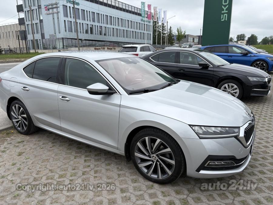 Pelēks Skoda Octavia 2022 Tallina, ar dzinēja tilpumu 1.50 L un nobraukumu 35 tūkst. km par 23000 €, foto 4 vietnē AUTOMOTO.COM.LV