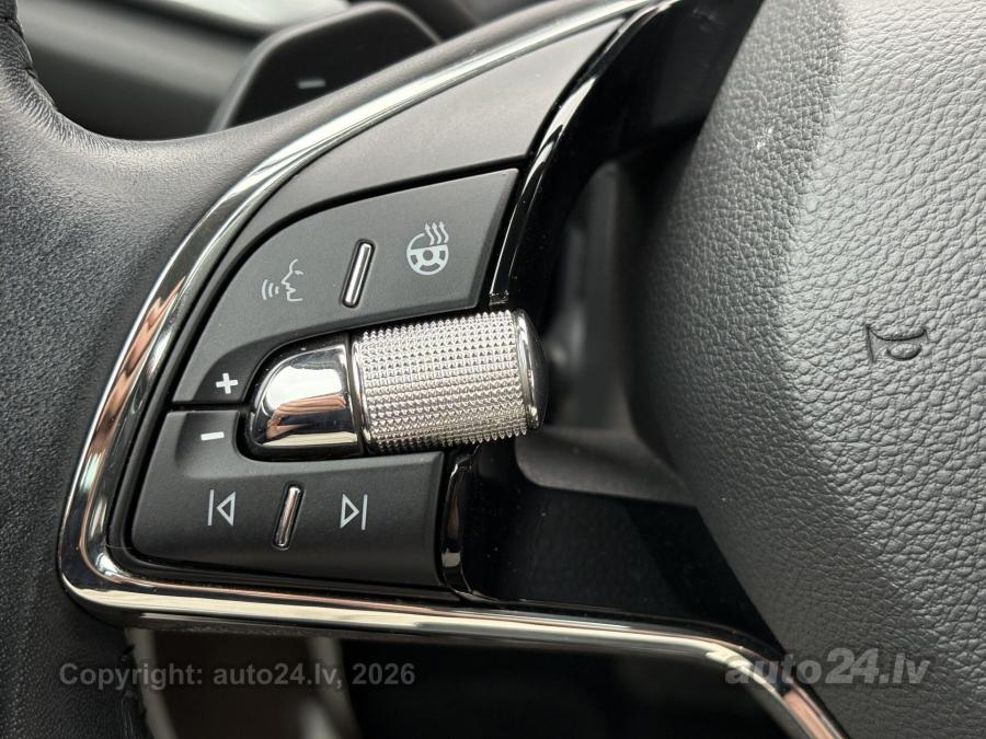 Pelēks Skoda Octavia 2022 Tallina, ar dzinēja tilpumu 1.50 L un nobraukumu 35 tūkst. km par 23000 €, foto 14 vietnē AUTOMOTO.COM.LV