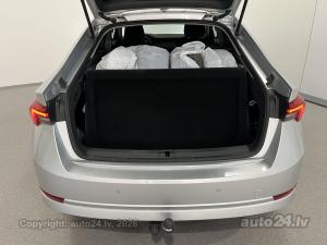 Pelēks Skoda Octavia 2022 Tallina, ar dzinēja tilpumu 2.00 L un nobraukumu 106 tūkst. km par 16900 €, foto 23 vietnē AUTOMOTO.COM.LV