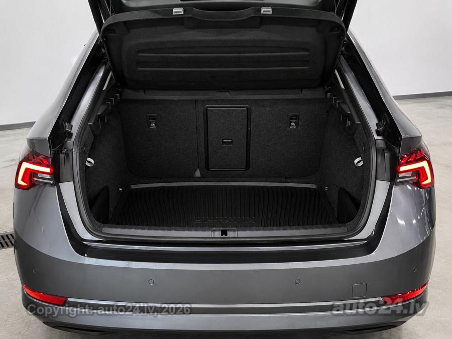 Pelēks Skoda Octavia 2022 Tallina, ar dzinēja tilpumu 1.97 L un nobraukumu 99 tūkst. km par 16990 €, foto 7 vietnē AUTOMOTO.COM.LV