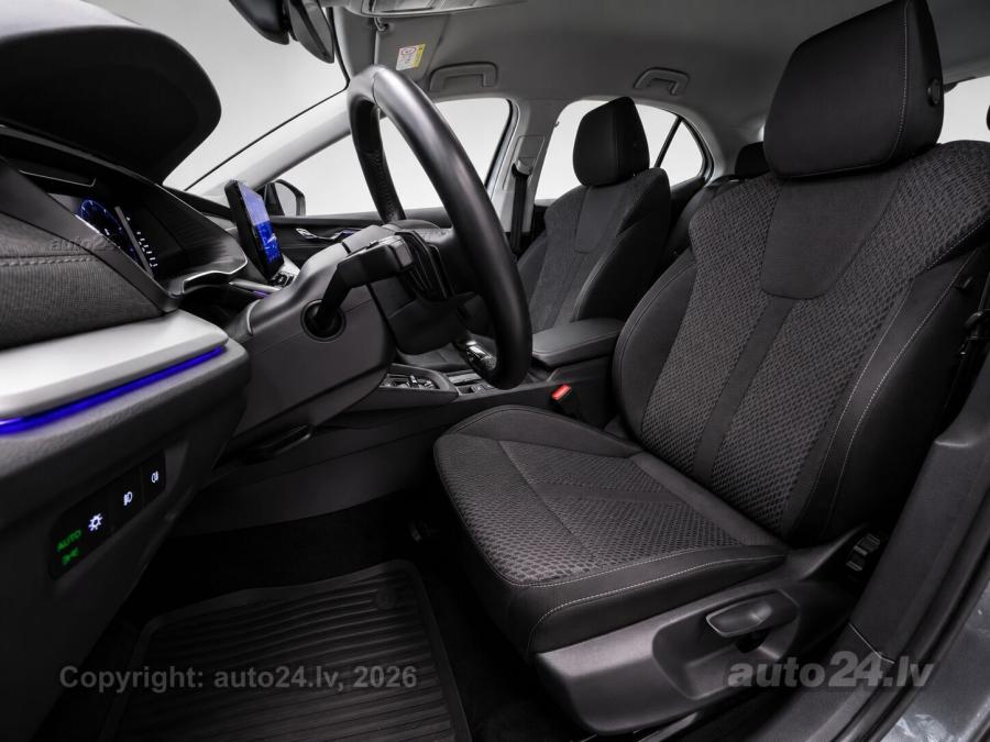 Pelēks Skoda Octavia 2022 Tallina, ar dzinēja tilpumu 1.97 L un nobraukumu 99 tūkst. km par 16990 €, foto 9 vietnē AUTOMOTO.COM.LV