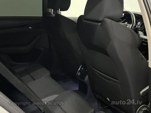 Pelēks Skoda Octavia 2022 Tallina, ar dzinēja tilpumu 2.00 L un nobraukumu 121 tūkst. km par 16500 €, foto 4 vietnē AUTOMOTO.COM.LV