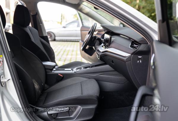 Grey Skoda Octavia 2022 in Tallinn, with an engine capacity of 2.00 L and mileage of 124 thousand km for 16990 €, photo 9 on AUTOMOTO.COM.LV