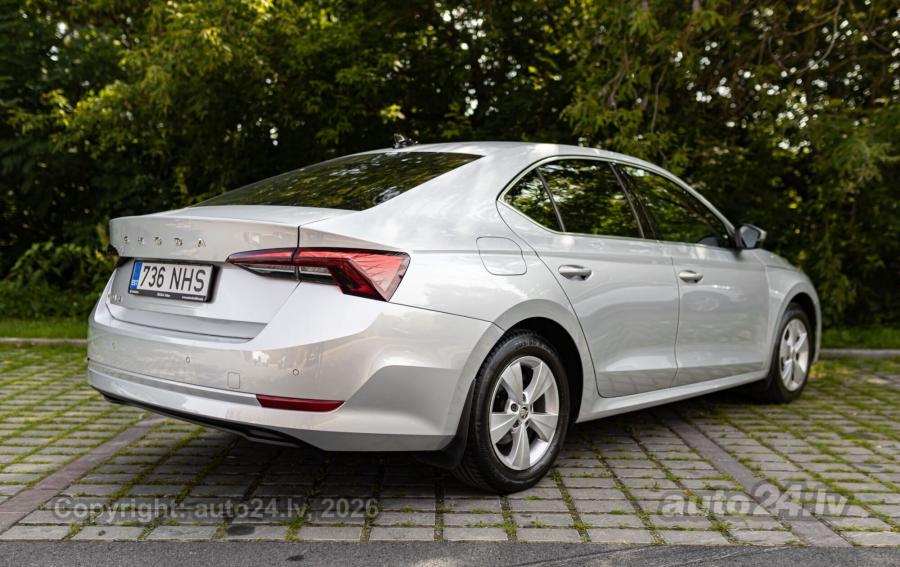Pelēks Skoda Octavia 2022 Tallina, ar dzinēja tilpumu 2.00 L un nobraukumu 124 tūkst. km par 16990 €, foto 6 vietnē AUTOMOTO.COM.LV