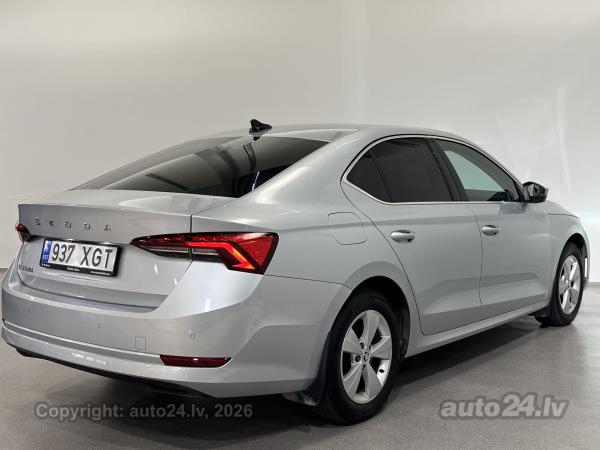 Grey Skoda Octavia 2022 in Tallinn, with an engine capacity of 2.00 L and mileage of 110 thousand km for 16900 €, photo 5 on AUTOMOTO.COM.LV