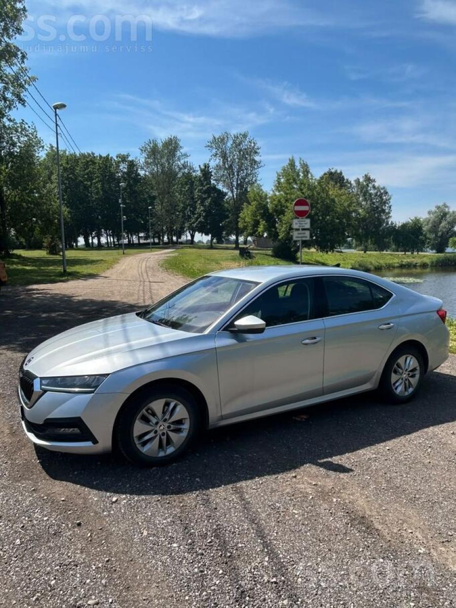 Grey Skoda Octavia 2023 in Cesis, with an engine capacity of 2.00 L and mileage of 129 thousand km for 15700 €, photo 1 on AUTOMOTO.COM.LV