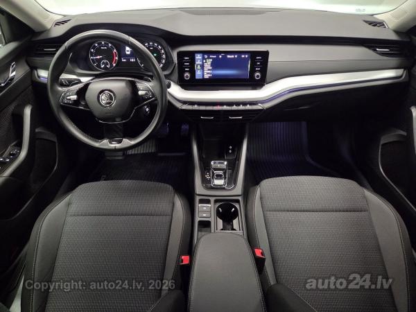 Pelēks Skoda Octavia 2023 Tallina, ar dzinēja tilpumu 1.00 L un nobraukumu 32 tūkst. km par 19900 €, foto 8 vietnē AUTOMOTO.COM.LV