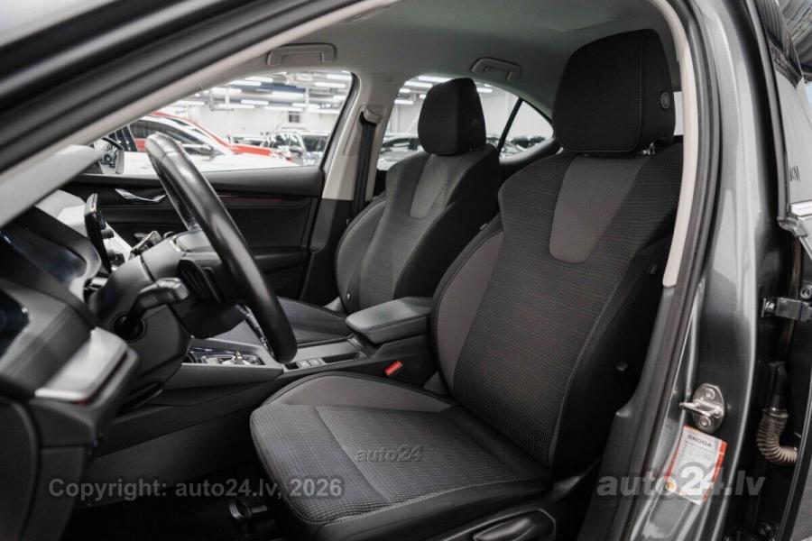 Grey Skoda Octavia 2023 in Tallinn, with an engine capacity of 1.50 L and mileage of 110 thousand km for 19700 €, photo 14 on AUTOMOTO.COM.LV