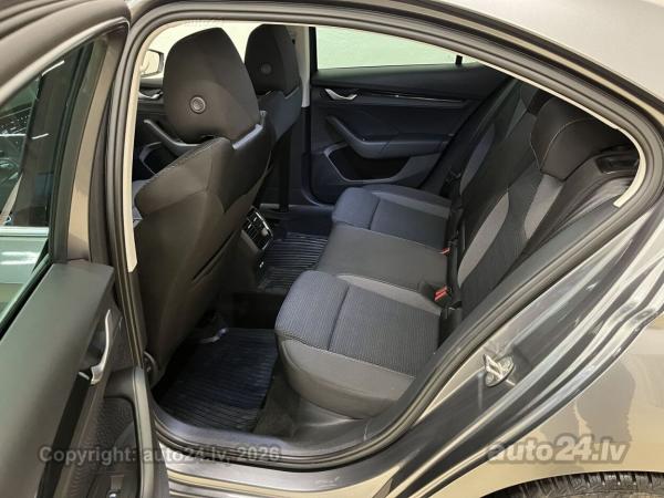 Grey Skoda Octavia 2024 in Rakvere, with an engine capacity of 1.97 L and mileage of 15 thousand km for 25990 €, photo 11 on AUTOMOTO.COM.LV