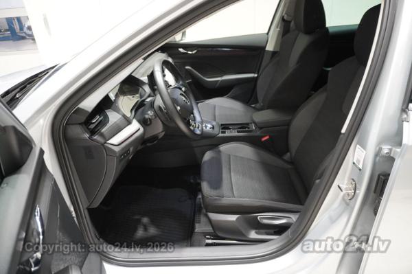 Grey Skoda Octavia 2024 in Tallinn, with an engine capacity of 1.00 L and mileage of 36 thousand km for 20900 €, photo 11 on AUTOMOTO.COM.LV