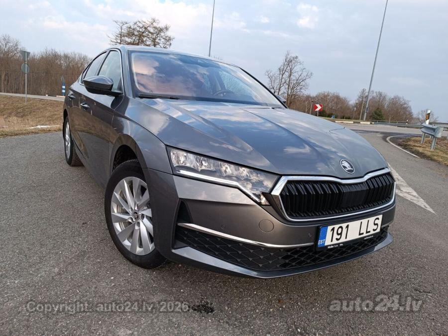 Pelēks Skoda Octavia 2024 Jehvi, ar dzinēja tilpumu 2.00 L un nobraukumu 35 tūkst. km par 27800 €, foto 1 vietnē AUTOMOTO.COM.LV