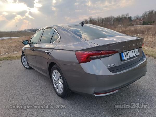 Pelēks Skoda Octavia 2024 Jehvi, ar dzinēja tilpumu 2.00 L un nobraukumu 35 tūkst. km par 27800 €, foto 5 vietnē AUTOMOTO.COM.LV
