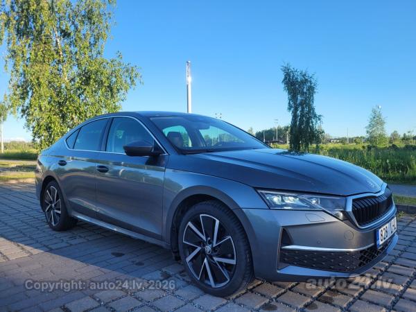 Pelēks Skoda Octavia 2024 Tallina, ar dzinēja tilpumu 1.50 L un nobraukumu 27 tūkst. km par 30000 €, foto 4 vietnē AUTOMOTO.COM.LV