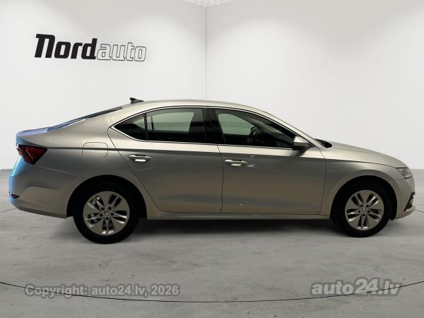 Pelēks Skoda Octavia 2024 Tallina, ar dzinēja tilpumu 2.00 L un nobraukumu 39 tūkst. km par 21500 €, foto 6 vietnē AUTOMOTO.COM.LV