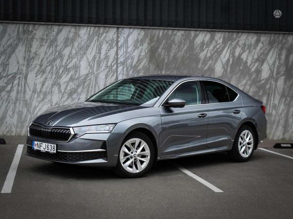Grey Skoda Octavia 2024 in Kaunas, with an engine capacity of 1.50 L and mileage of 86 thousand km for 21990 €, photo 2 on AUTOMOTO.COM.LV