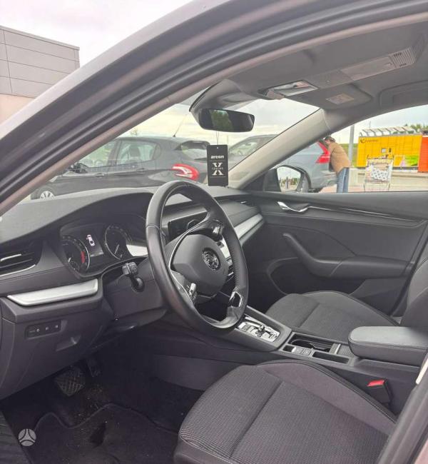 Grey Skoda Octavia 2024 in Klaipeda, with an engine capacity of 1.97 L and mileage of 55 thousand km for 22000 €, photo 10 on AUTOMOTO.COM.LV