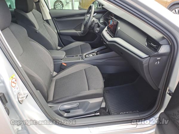Grey Skoda Octavia 2025 in Tartu, with an engine capacity of 1.50 L and mileage of 12 thousand km for 27900 €, photo 5 on AUTOMOTO.COM.LV