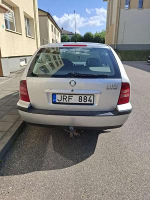 Grey Skoda Octavia 1999 in Ignalina, with an engine capacity of 1.90 L and mileage of 435 thousand km for 1300 €, photo 3 on AUTOMOTO.COM.LV