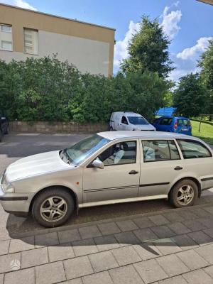 Grey Skoda Octavia 1999 in Ignalina, with an engine capacity of 1.90 L and mileage of 435 thousand km for 1300 €, photo 4 on AUTOMOTO.COM.LV