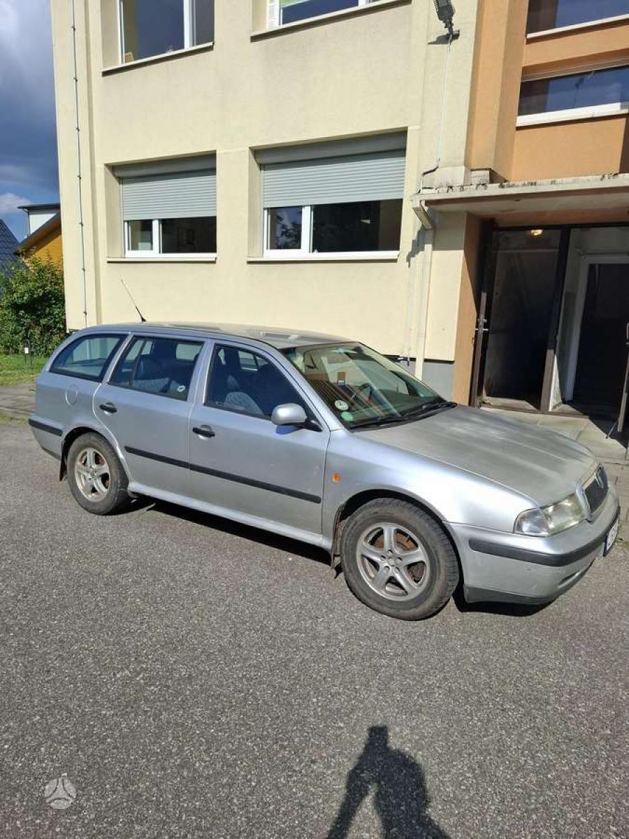 Grey Skoda Octavia 1999 in Ignalina, with an engine capacity of 1.90 L and mileage of 435 thousand km for 1300 €, photo 5 on AUTOMOTO.COM.LV