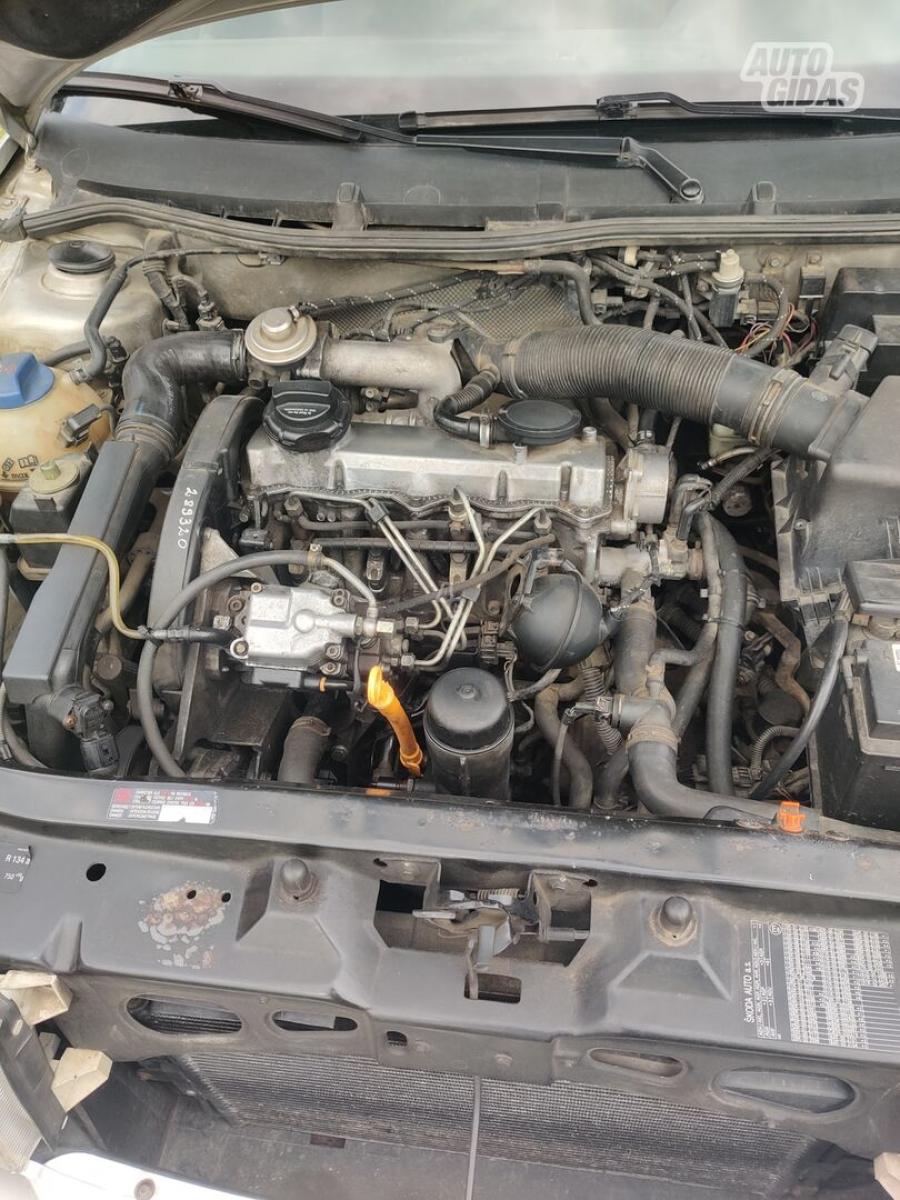 Pelēks Skoda Octavia 1999 Kaišiadorys, ar dzinēja tilpumu 1.90 L un nobraukumu 300 tūkst. km par 900 €, foto 9 vietnē AUTOMOTO.COM.LV