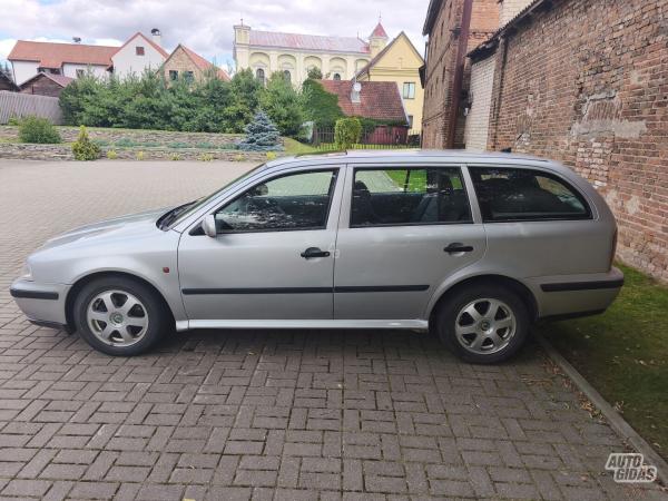 Grey Skoda Octavia 1999 in Vilnius, with an engine capacity of 1.90 L and mileage of 310 thousand km for 1250 €, photo 2 on AUTOMOTO.COM.LV