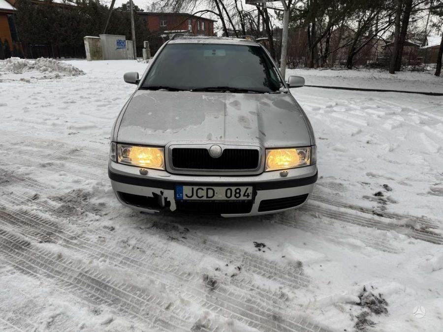 Pelēks Skoda Octavia 2001 Kauņa, ar dzinēja tilpumu 1.90 L un nobraukumu 395 tūkst. km par 599 €, foto 4 vietnē AUTOMOTO.COM.LV