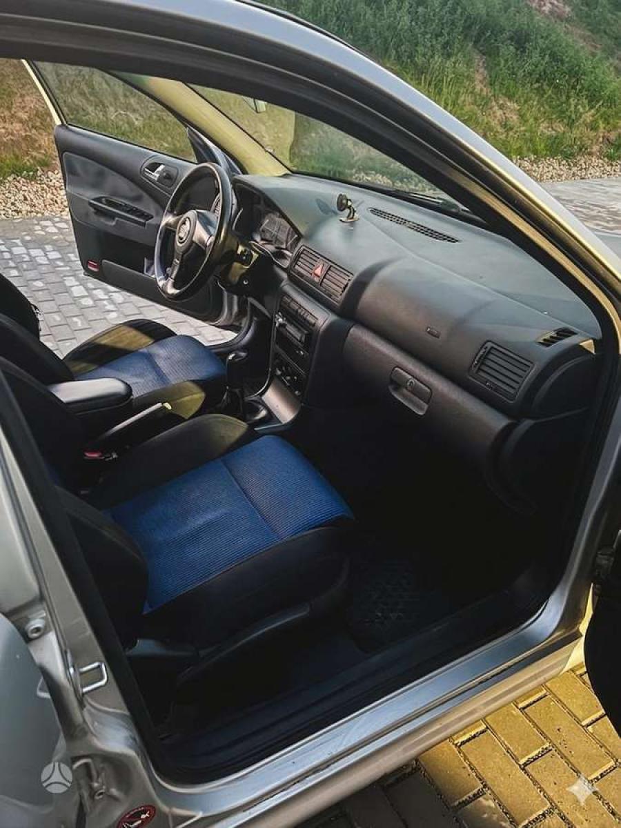Pelēks Skoda Octavia 2001 Viļņa, ar dzinēja tilpumu 1.90 L un nobraukumu 331 tūkst. km par 1500 €, foto 12 vietnē AUTOMOTO.COM.LV