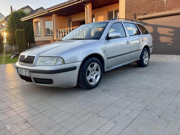 Pelēks Skoda Octavia 2001 Viļņa, ar dzinēja tilpumu 1.90 L un nobraukumu 347 tūkst. km par 1300 €, foto 4 vietnē AUTOMOTO.COM.LV